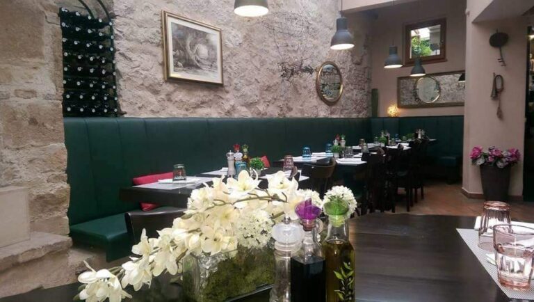 Restaurant – Dream Restaurant & Residence